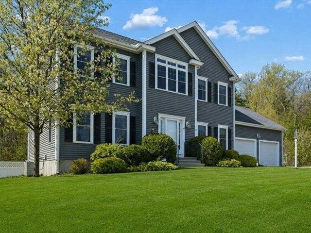 house with 4 bedroom, Grafton MA ES103187500