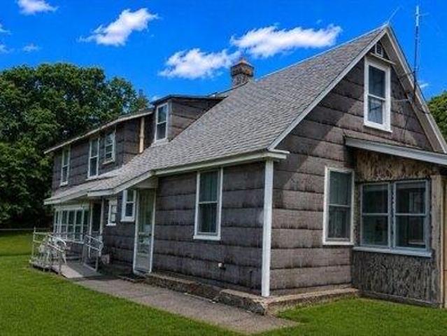 house with 4 bedroom, Grafton MA ES103774160