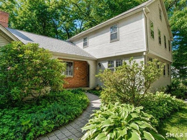 house with 4 bedroom, Granby CT ES104114377