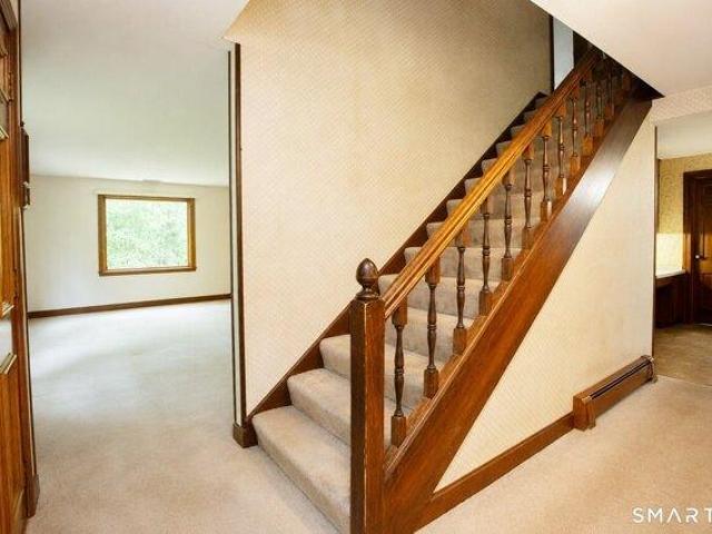 house with 4 bedroom, Granby CT ES104235174