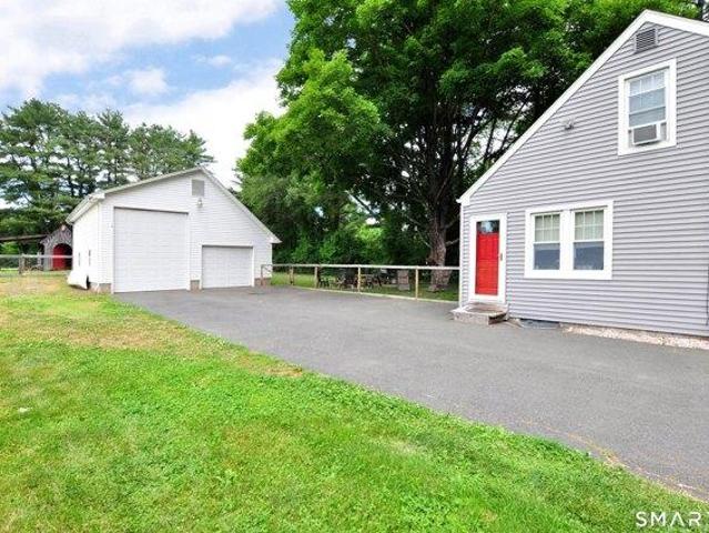 house with 4 bedroom, Granby CT ES104264389