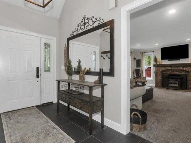 house with 4 bedroom, Granby MA DLS102344862