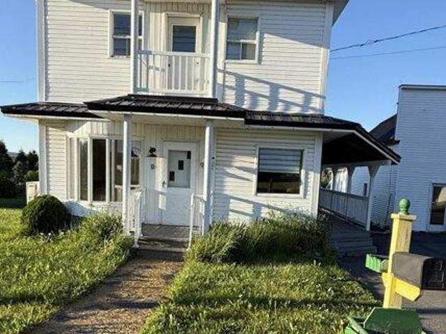 house with 4 bedroom, Grand Isle ME DS104010838