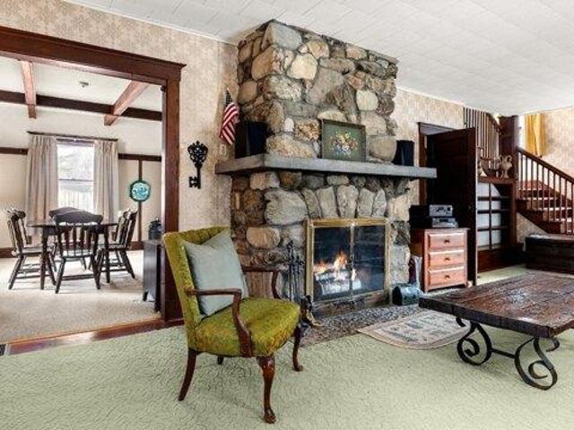 house with 4 bedroom, Great Barrington MA DLS102922349