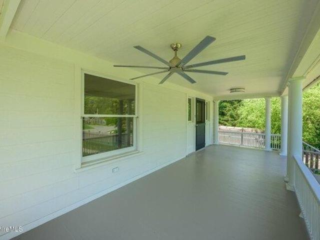 house with 4 bedroom, Great Barrington MA DLS103034111