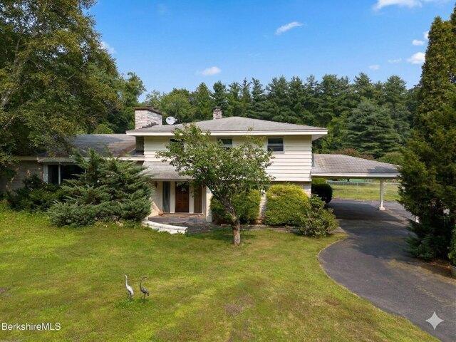 house with 4 bedroom, Great Barrington MA DS102584916