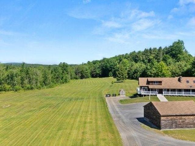 house with 4 bedroom, Great Barrington MA DS103444901