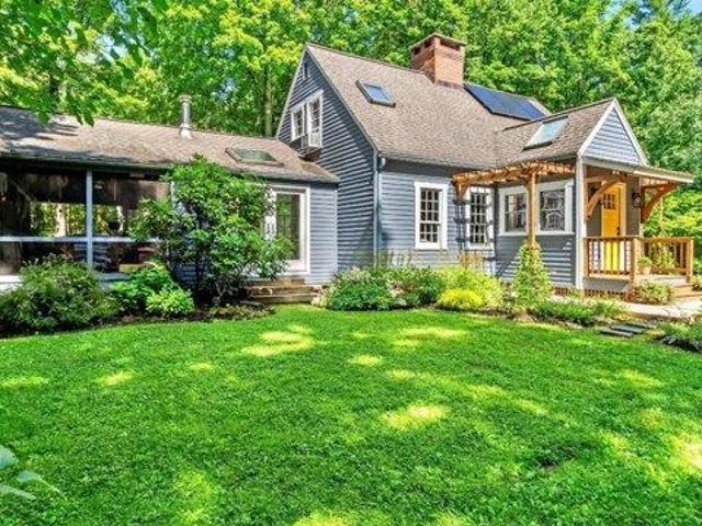 house with 4 bedroom, Great Barrington MA ES104042909
