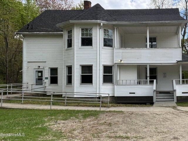 house with 4 bedroom, Great Barrington MA ES104570250
