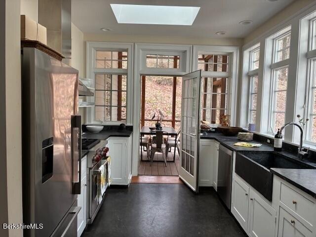 house with 4 bedroom, Great Barrington MA ES104651424