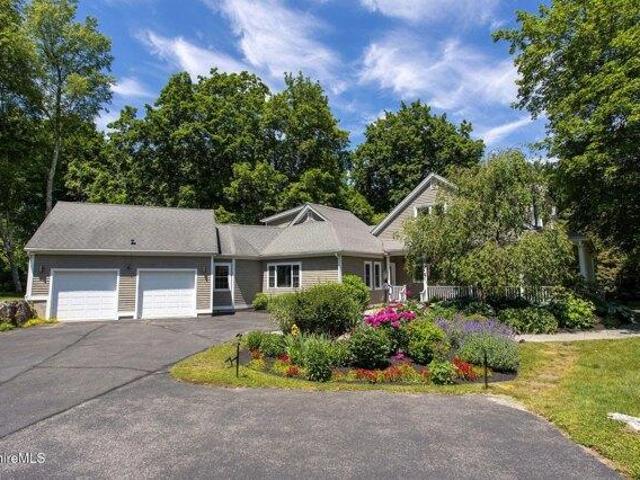 house with 4 bedroom, Great Barrington MA ES104652616