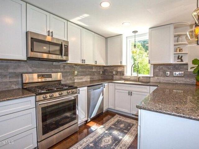house with 4 bedroom, Great Barrington MA ES105141105