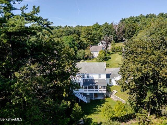 house with 4 bedroom, Great Barrington MA ES102859665