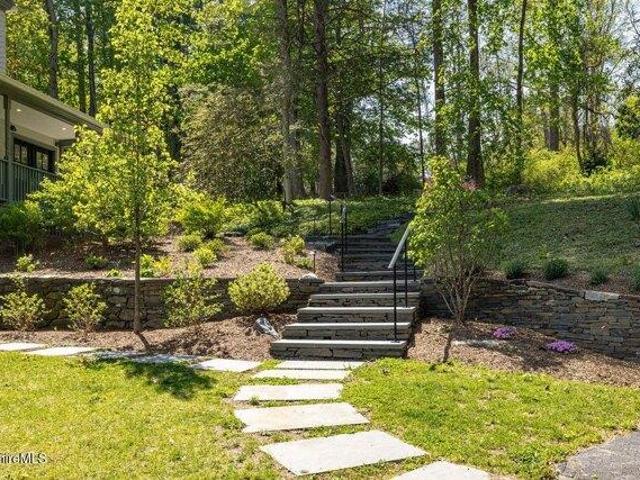 house with 4 bedroom, Great Barrington MA ES103444073