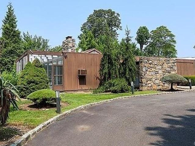 house with 4 bedroom, Great Neck NY DLS101800730