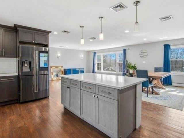 house with 4 bedroom, Green Brook NJ DLS101630121