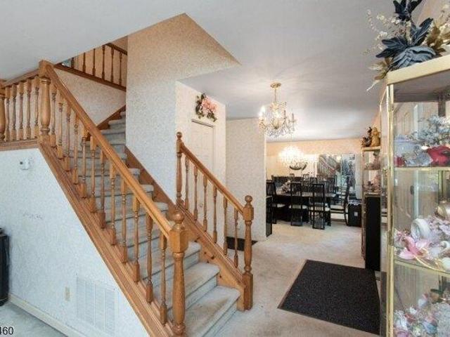house with 4 bedroom, Green Brook NJ ES103666865