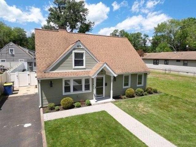 house with 4 bedroom, Green Brook NJ ES104902779