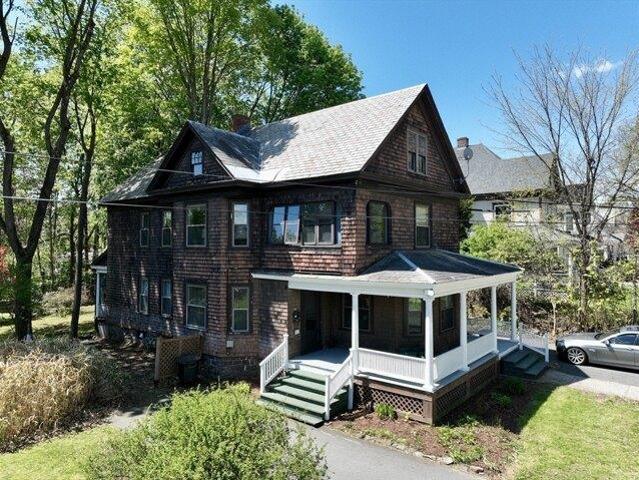 house with 4 bedroom, Greenfield MA DLS103033498