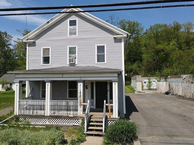 house with 4 bedroom, Greenfield MA ES104569190
