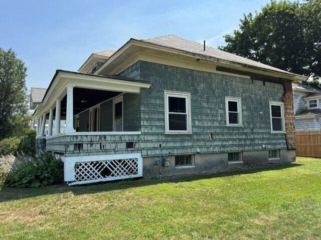 house with 4 bedroom, Greenfield MA ES105040525