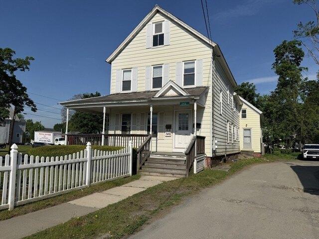 house with 4 bedroom, Greenfield MA ES103602531