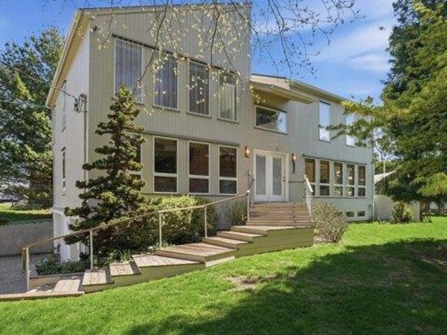 house with 4 bedroom, Greenport NY ES103600307