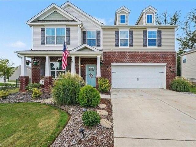house with 4 bedroom, Greensboro NC ES104898688
