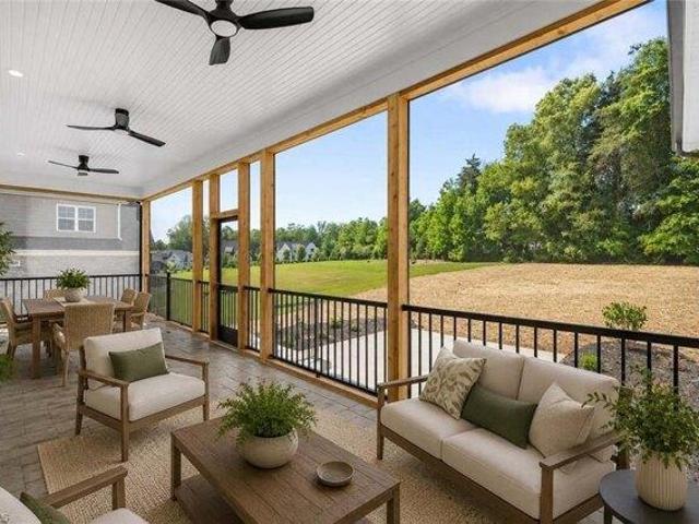 house with 4 bedroom, Greensboro NC ES104908294