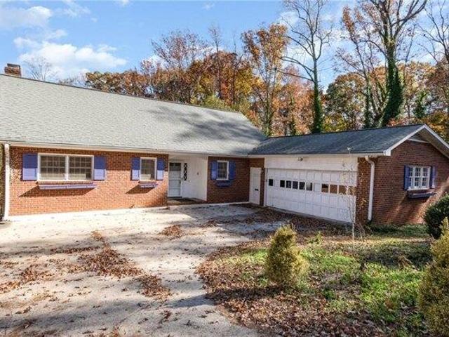 house with 4 bedroom, Greensboro NC ES103600714