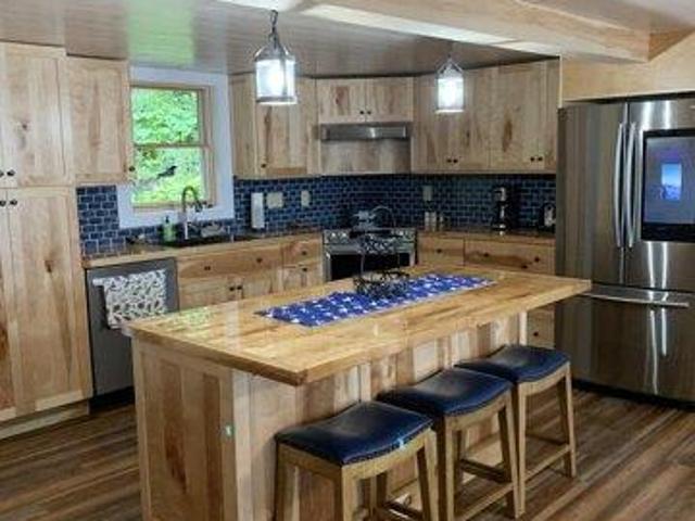 house with 4 bedroom, Greenville ME ES103850159