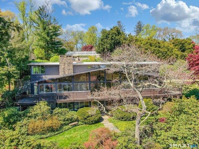 house with 4 bedroom, Greenwich CT DLS103124596