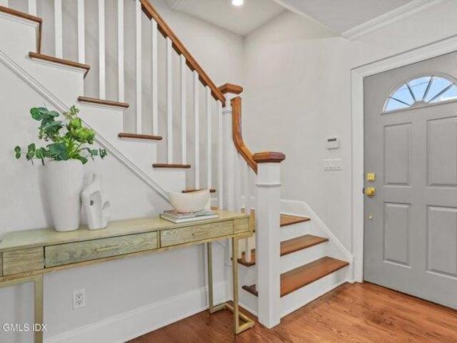 house with 4 bedroom, Greenwich CT DS104445125