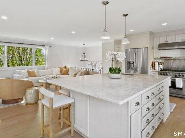 house with 4 bedroom, Greenwich CT ES103665027