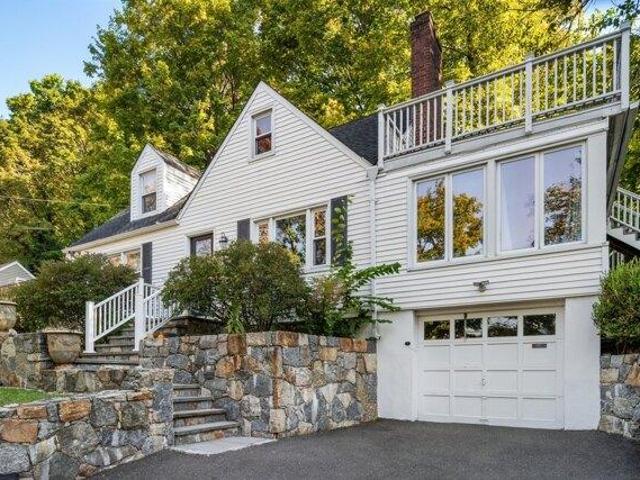 house with 4 bedroom, Greenwich CT ES103125332