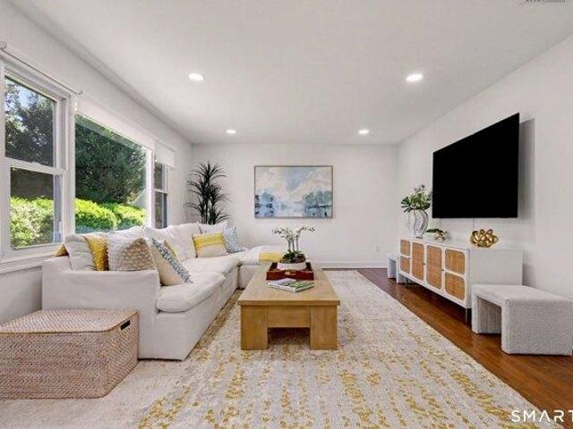 house with 4 bedroom, Greenwich CT ES103186948