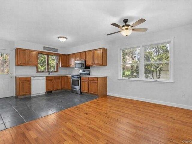 house with 4 bedroom, Greenwich CT ES104113732