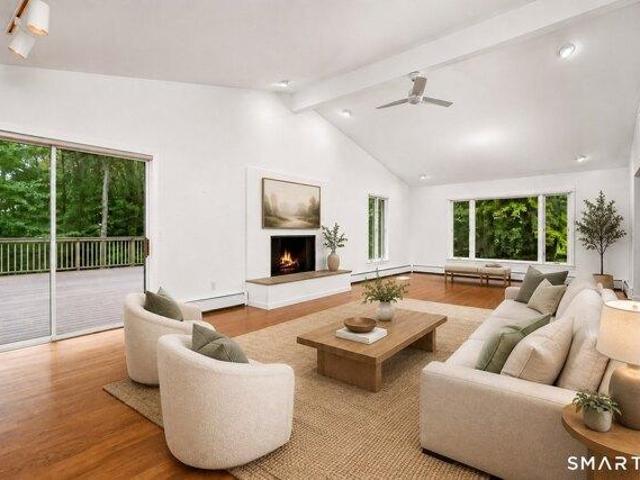 house with 4 bedroom, Greenwich CT ES105611405
