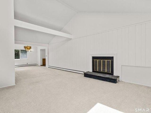 house with 4 bedroom, Greenwich CT ES105122856