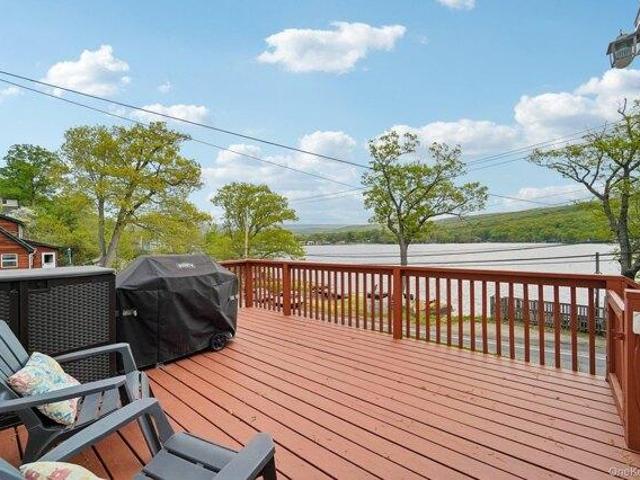 house with 4 bedroom, Greenwood Lake NY DS102564955
