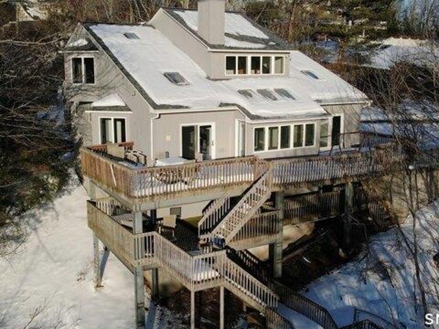 house with 4 bedroom, Guilford CT DLS101602664
