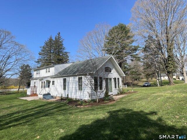 house with 4 bedroom, Guilford CT DLS102442683