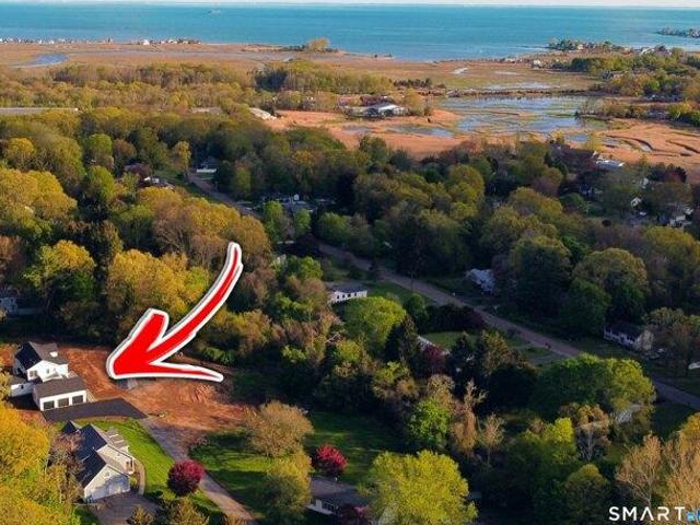 house with 4 bedroom, Guilford CT DLS102476648