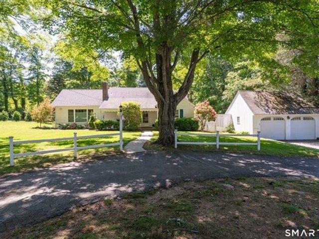 house with 4 bedroom, Guilford CT DLS103073667