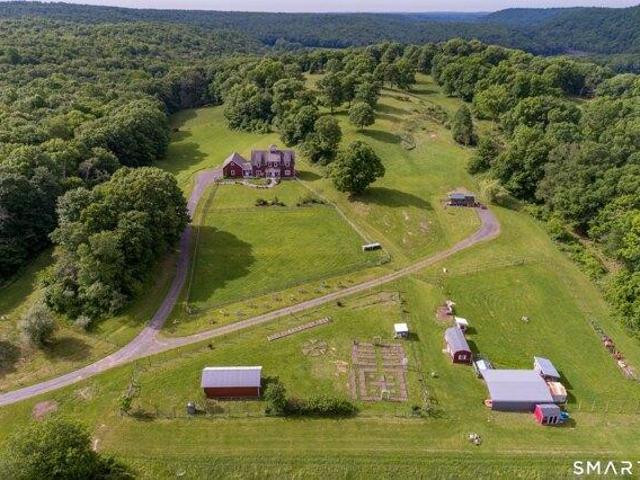 house with 4 bedroom, Guilford CT DLS103125691