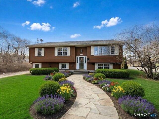 house with 4 bedroom, Guilford CT DS102476565