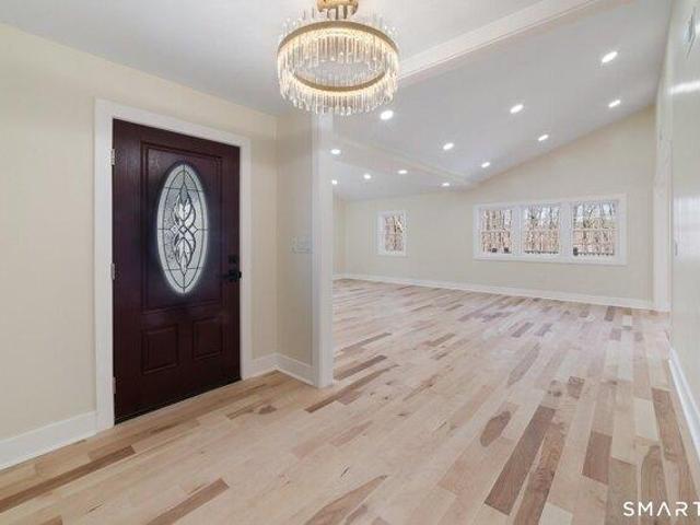 house with 4 bedroom, Guilford CT DS102725066