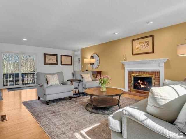house with 4 bedroom, Guilford CT ES103072929