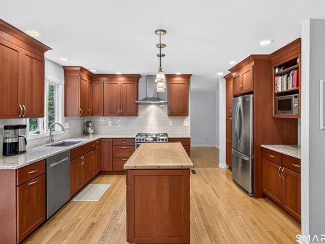 house with 4 bedroom, Guilford CT ES103930773
