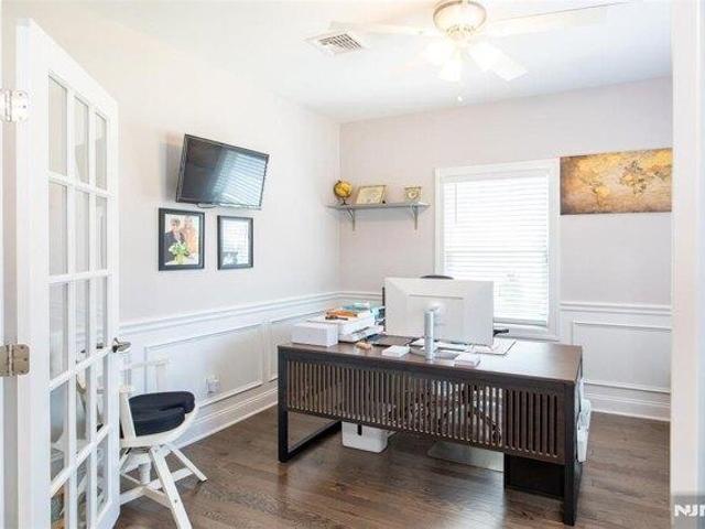 house with 4 bedroom, Hamburg NJ ES105176143